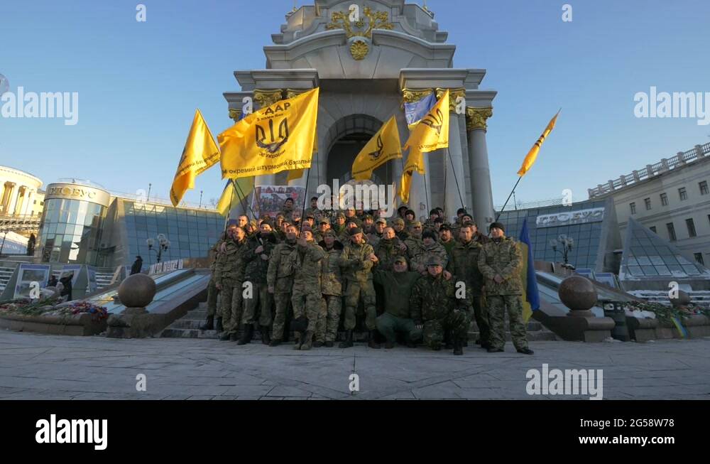 Group picture Stock Videos & Footage - HD and 4K Video Clips - Alamy