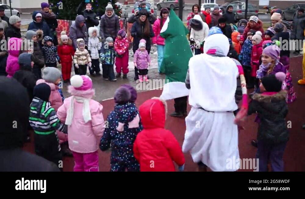 Stand and repeat Stock Videos & Footage - HD and 4K Video Clips - Alamy