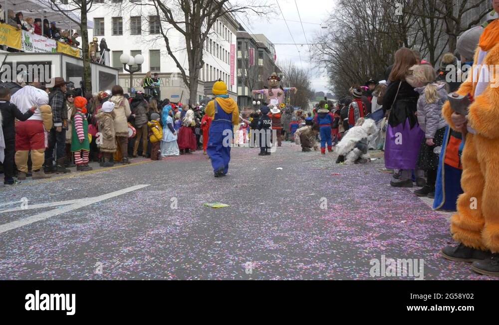 Children in carnival Stock Videos & Footage - HD and 4K Video Clips - Alamy