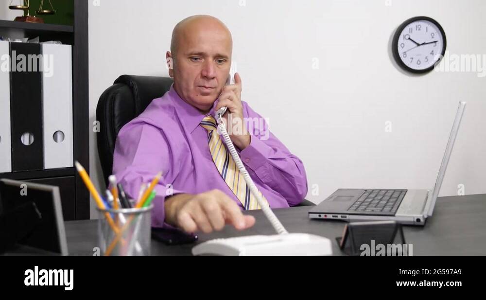 Landline office Stock Videos & Footage - HD and 4K Video Clips - Alamy