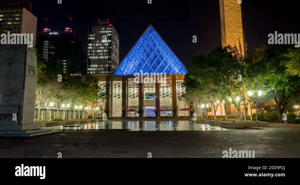 Churchill square Stock Videos & Footage - HD and 4K Video Clips - Alamy