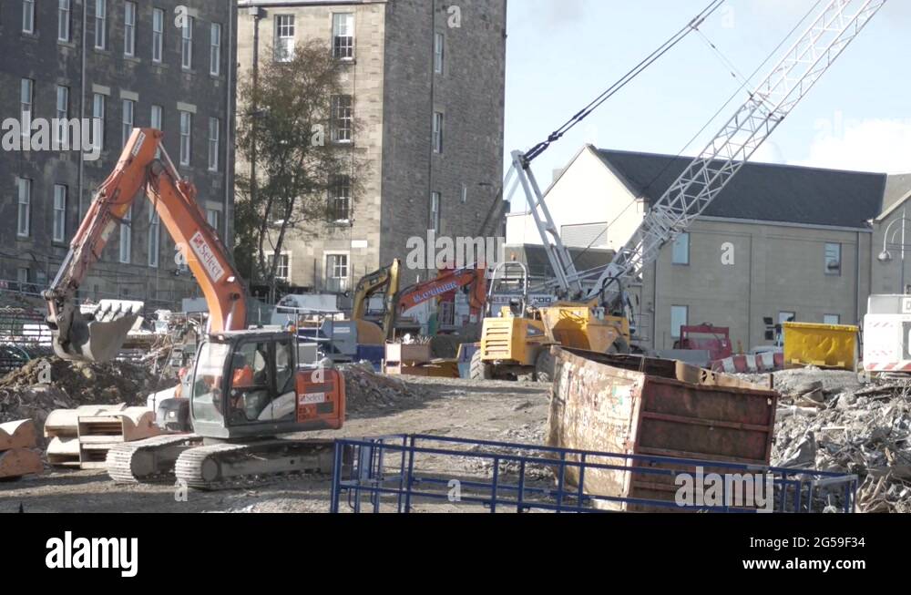 Man driving digger Stock Videos & Footage - HD and 4K Video Clips - Alamy