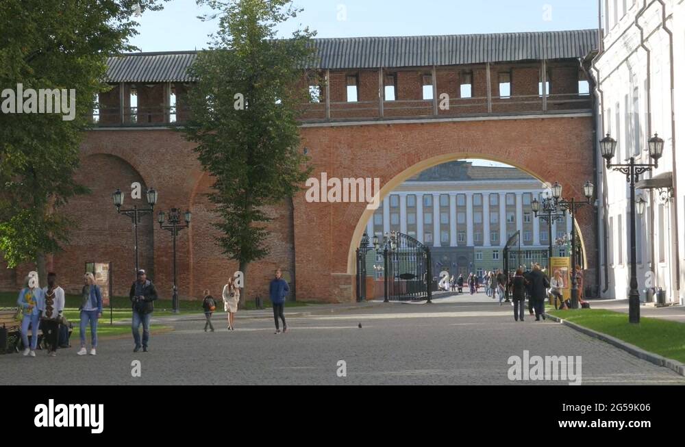 Kremlin entrance Stock Videos & Footage - HD and 4K Video Clips - Alamy