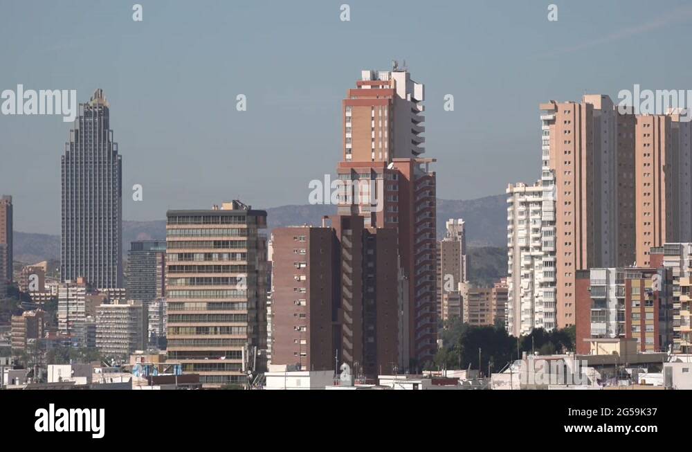 Very tall buildings Stock Videos & Footage - HD and 4K Video Clips - Alamy