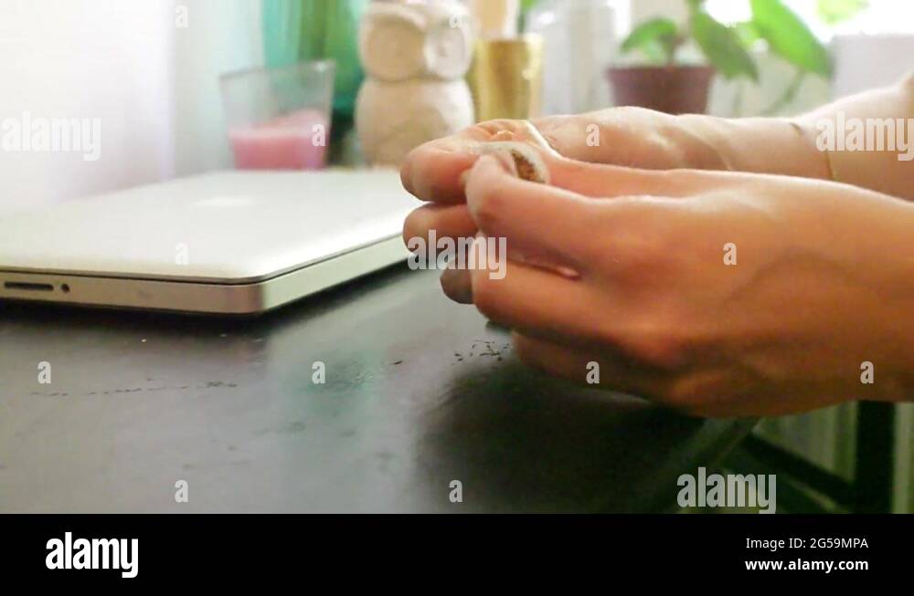 Tabaco smoking cigarette Stock Videos & Footage - HD and 4K Video Clips ...