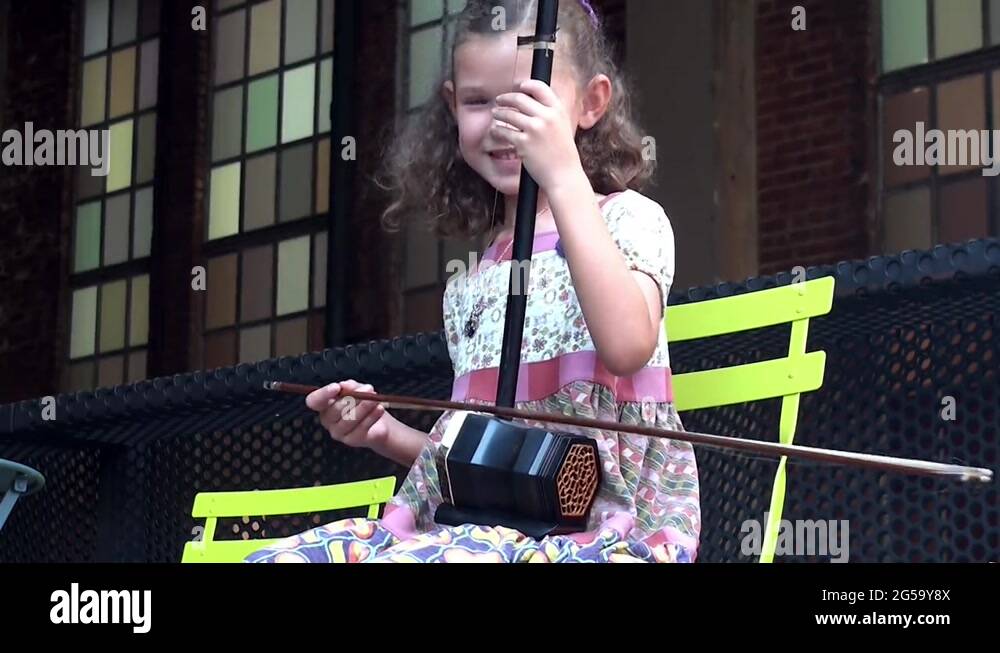 Girl street performer Stock Videos & Footage - HD and 4K Video Clips ...