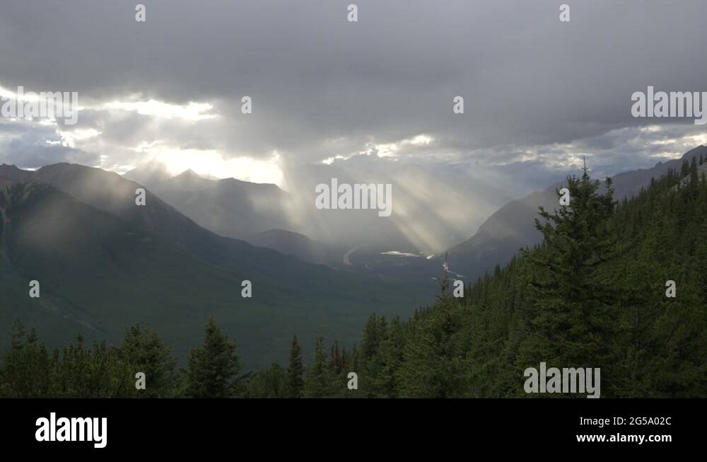 Sun rays piercing clouds Stock Videos & Footage - HD and 4K Video Clips ...