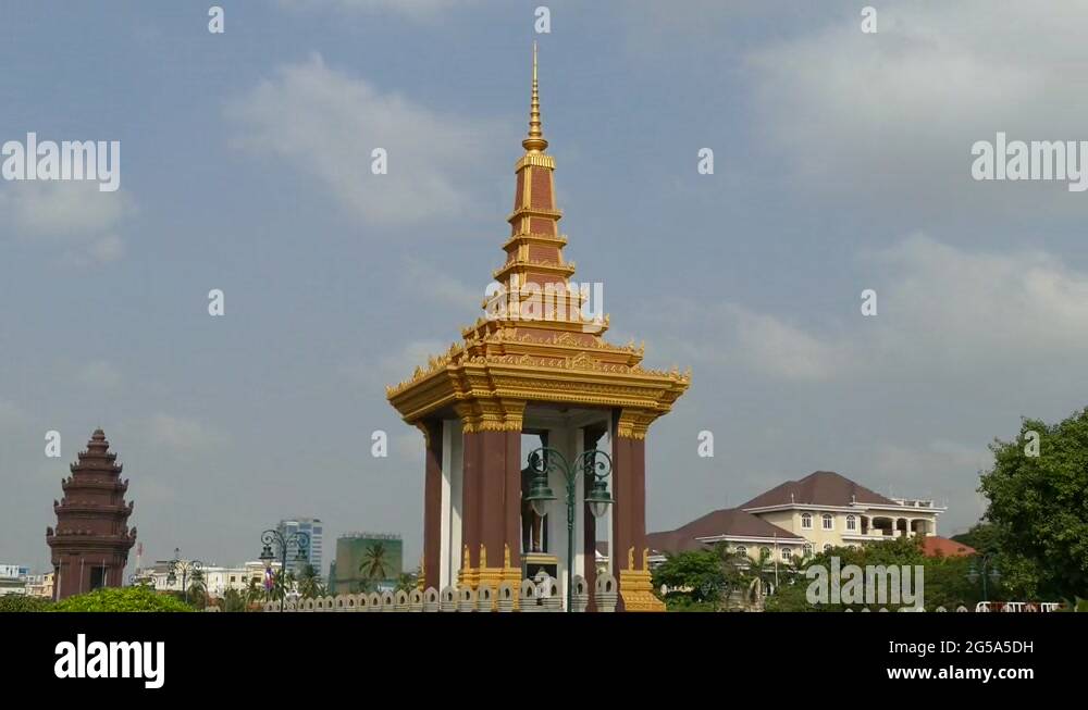 Time lapse from the statue of King Father Norodom Sihanouk Stock Video ...