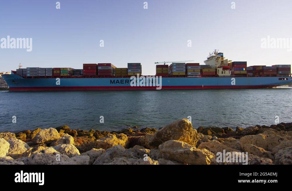 Floating containers Stock Videos & Footage - HD and 4K Video Clips - Alamy