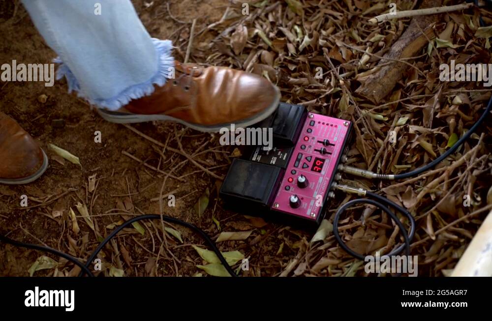 Steps sound effect Stock Videos & Footage - HD and 4K Video Clips - Alamy