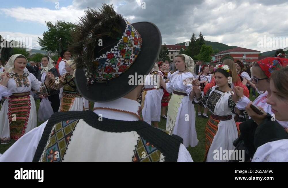 Traditional romanian dance Stock Videos & Footage - HD and 4K Video ...