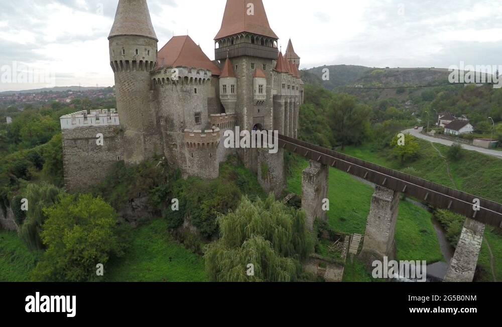 Renaissance castles Stock Videos & Footage - HD and 4K Video Clips - Alamy