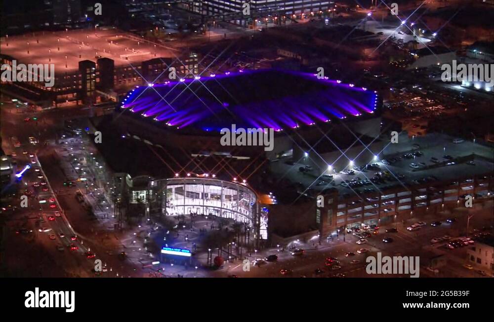 Phoenix suns arena Stock Videos & Footage - HD and 4K Video Clips - Alamy