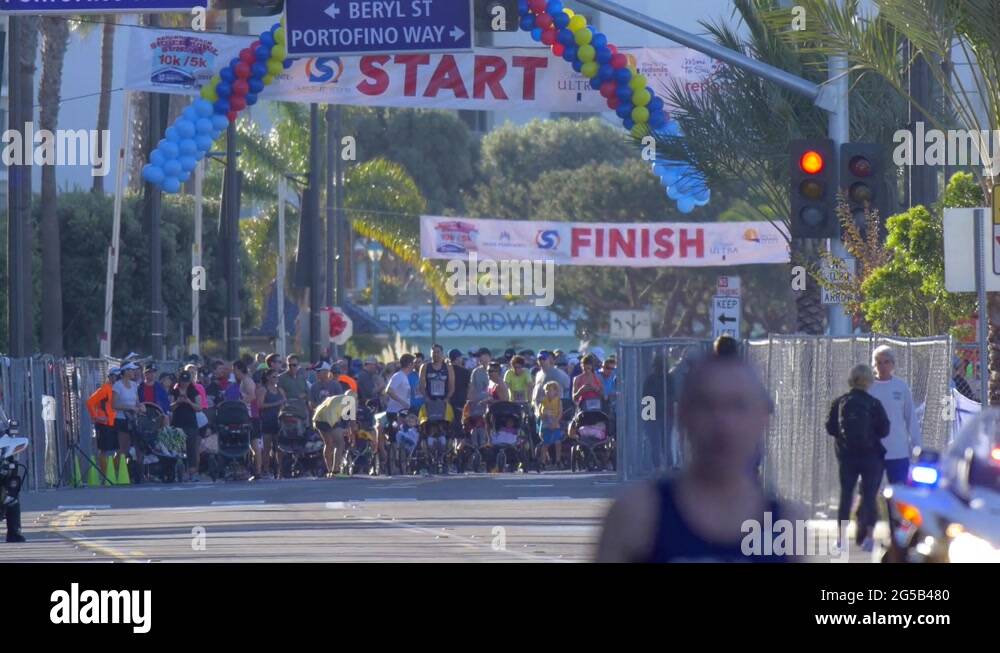 The start and finish line of a 10K race Stock Video Footage - Alamy