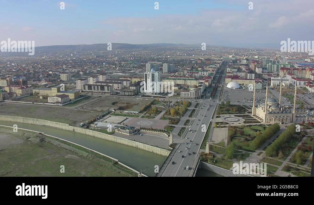 Daily life view Stock Videos & Footage - HD and 4K Video Clips - Alamy