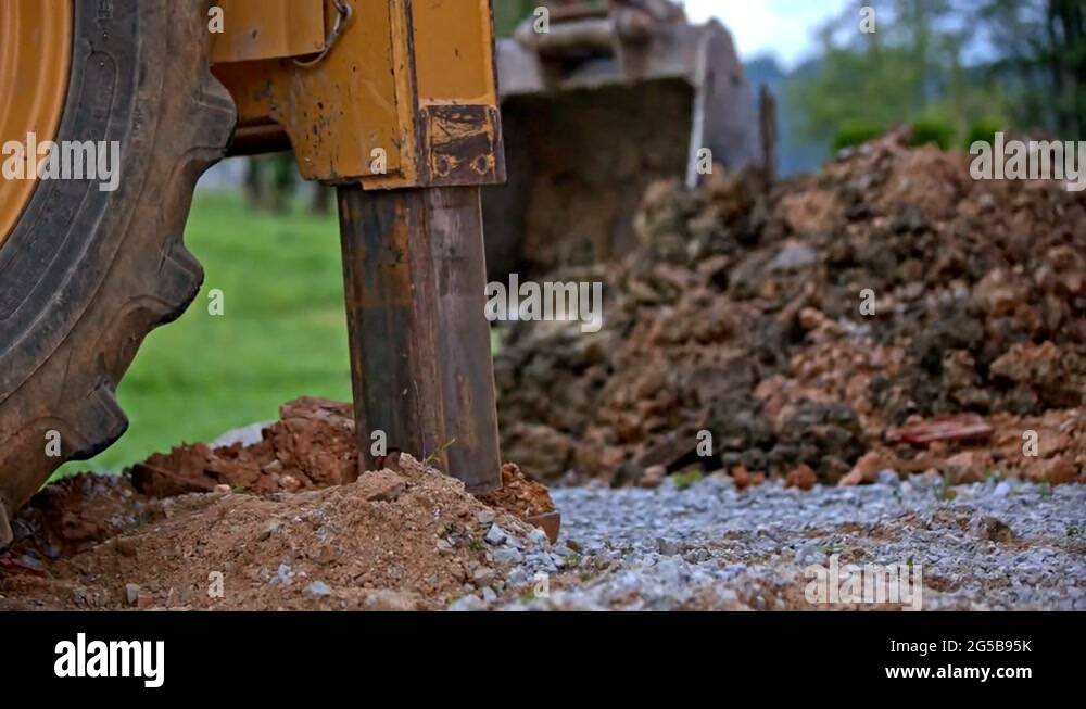 Low loader tractor Stock Videos & Footage - HD and 4K Video Clips - Alamy