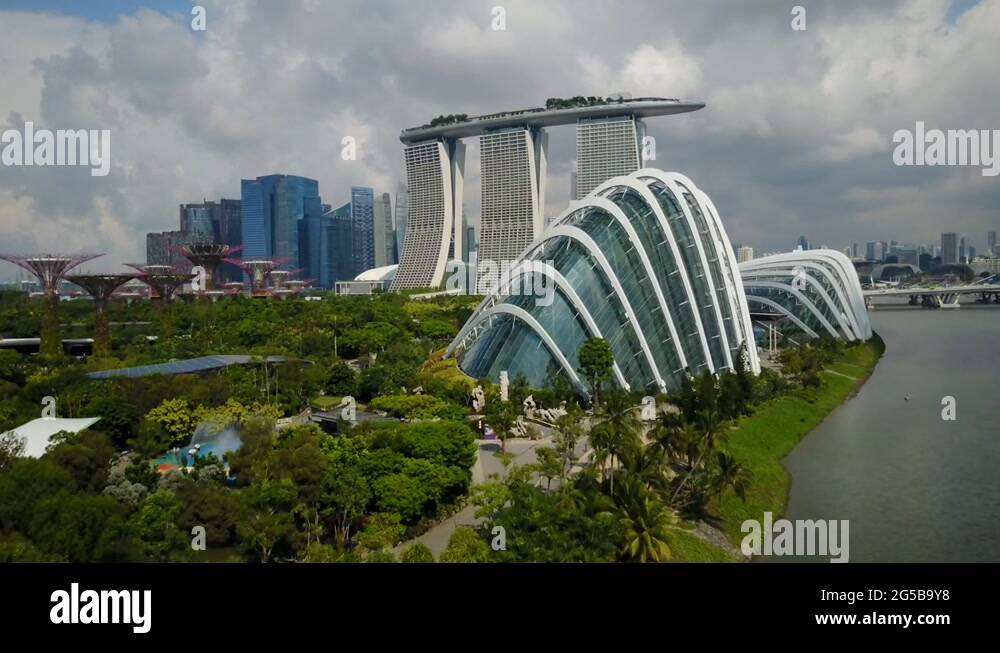 Singapore high rise gardens Stock Videos & Footage - HD and 4K Video ...