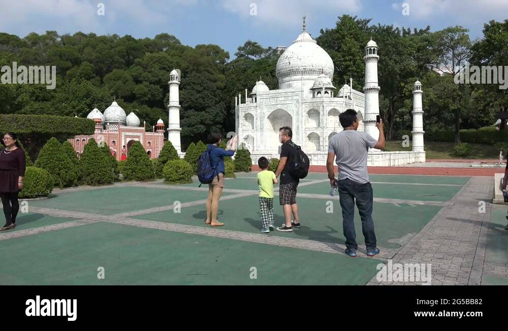 Taj mahal china Stock Videos & Footage - HD and 4K Video Clips - Alamy