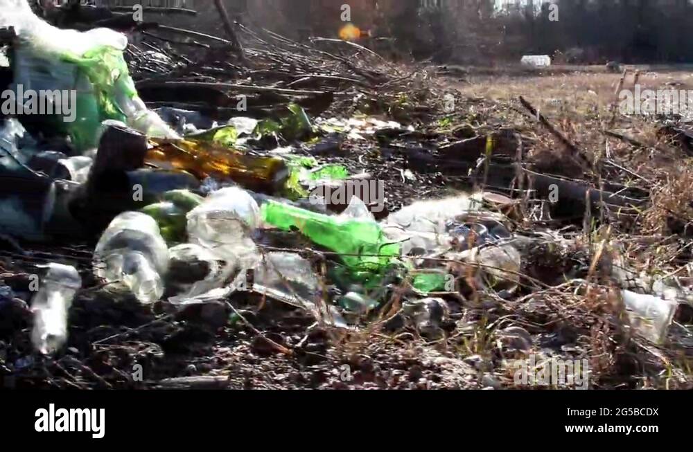 Part garbage Stock Videos & Footage - HD and 4K Video Clips - Alamy