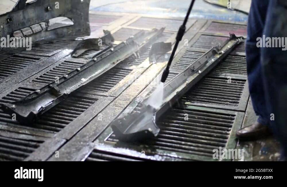 Water utility worker Stock Videos & Footage - HD and 4K Video Clips - Alamy