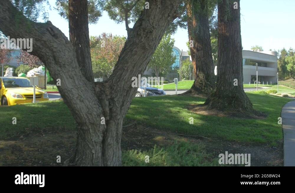 Office park campus Stock Videos & Footage - HD and 4K Video Clips - Alamy