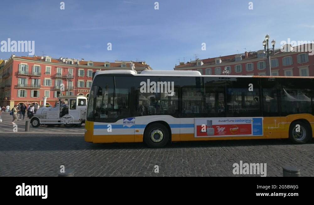 City tour train Stock Videos & Footage - HD and 4K Video Clips - Alamy