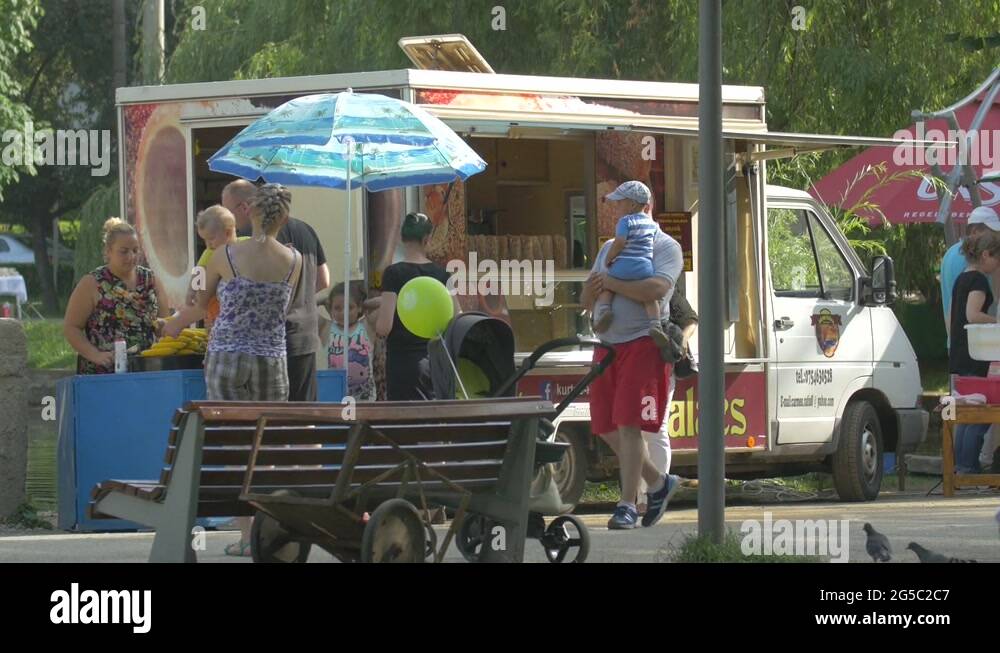 Cake stalls Stock Videos & Footage - HD and 4K Video Clips - Alamy