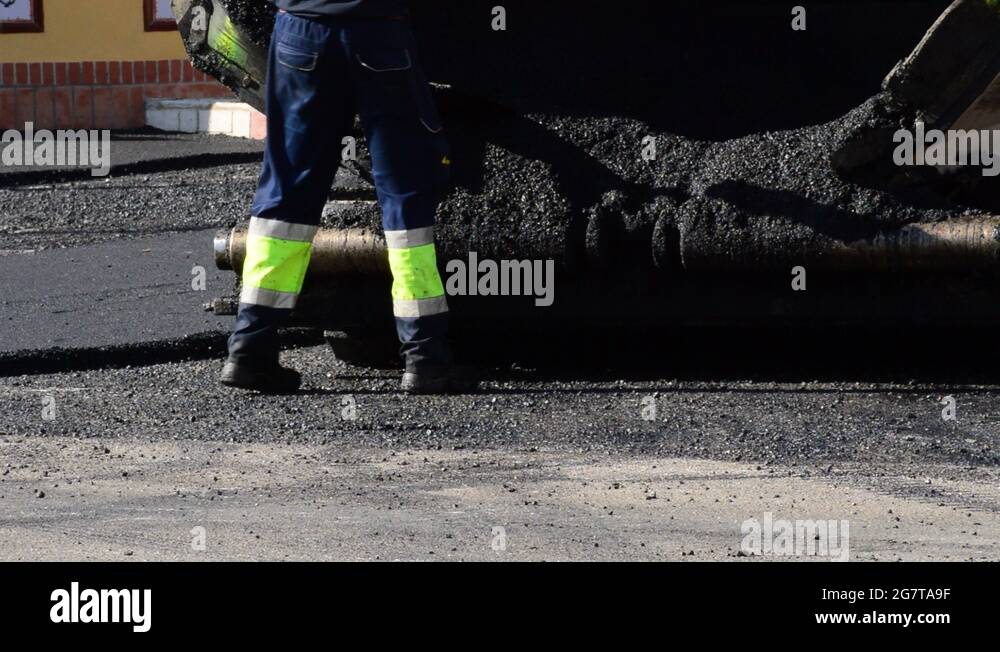 Tar paving Stock Videos & Footage - HD and 4K Video Clips - Alamy