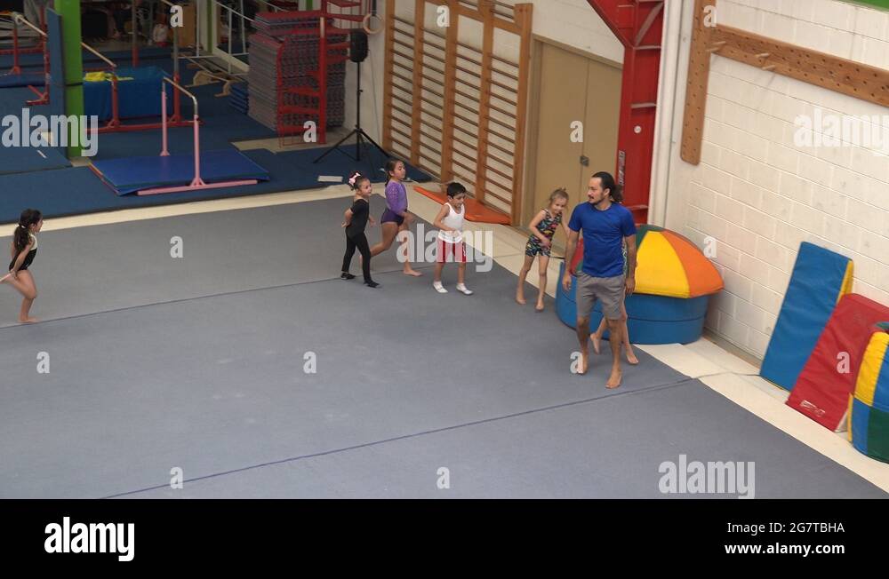 Children in line running Stock Videos & Footage - HD and 4K Video Clips ...