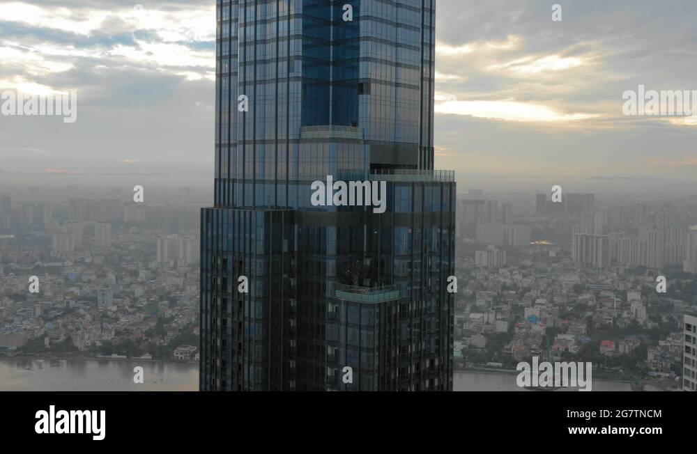 Landmark skyscraper vertical Stock Videos & Footage - HD and 4K Video ...