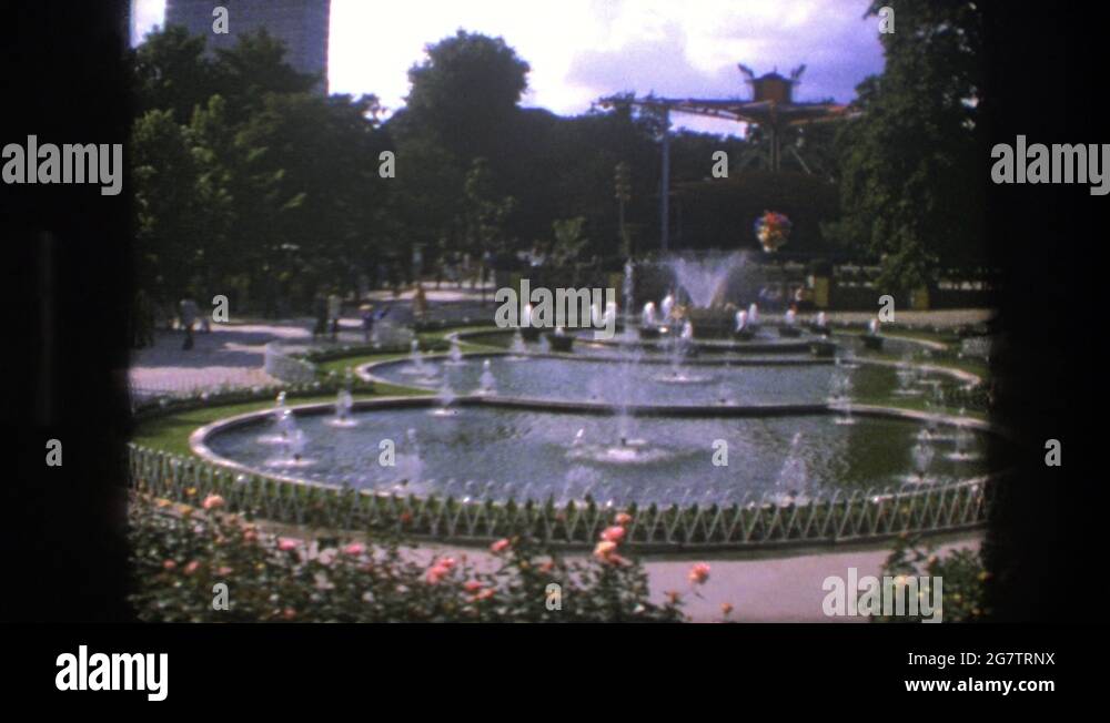 Circular water spray Stock Videos & Footage - HD and 4K Video Clips - Alamy