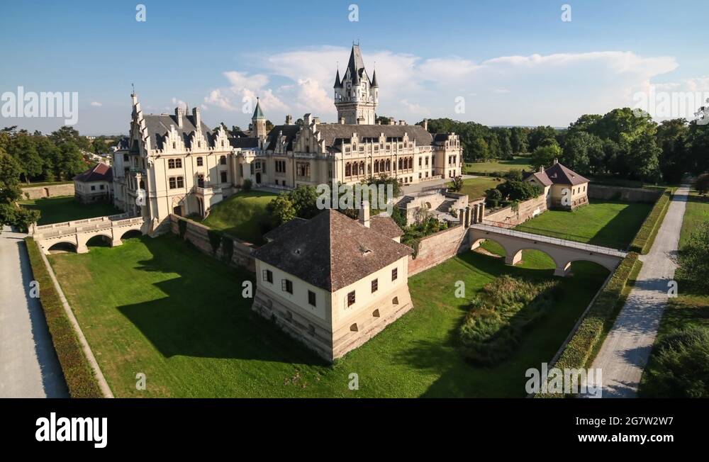 Grafenegg castle Stock Videos & Footage - HD and 4K Video Clips - Alamy