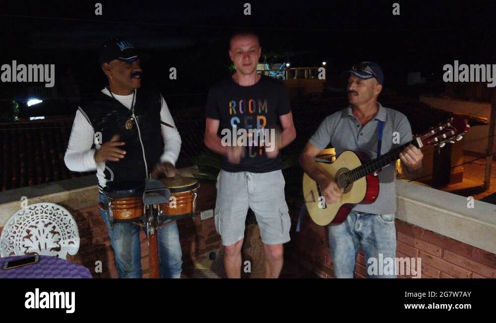 Cuba cuban musicians Stock Videos & Footage - HD and 4K Video Clips - Alamy