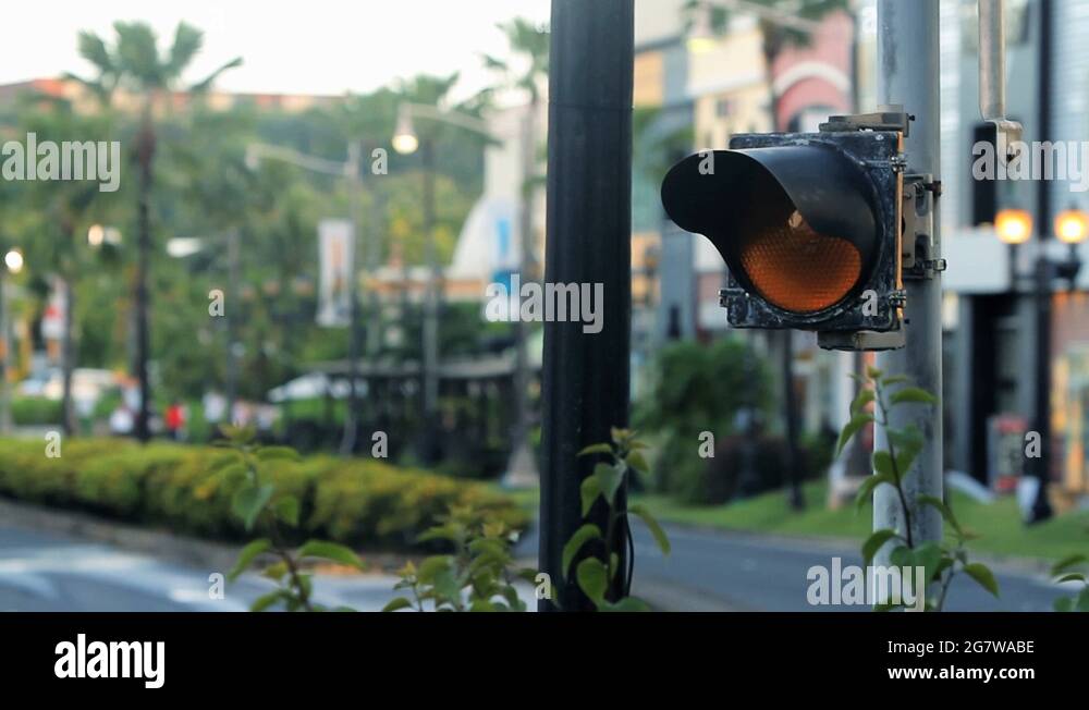 Blinking light Stock Videos & Footage - HD and 4K Video Clips - Alamy