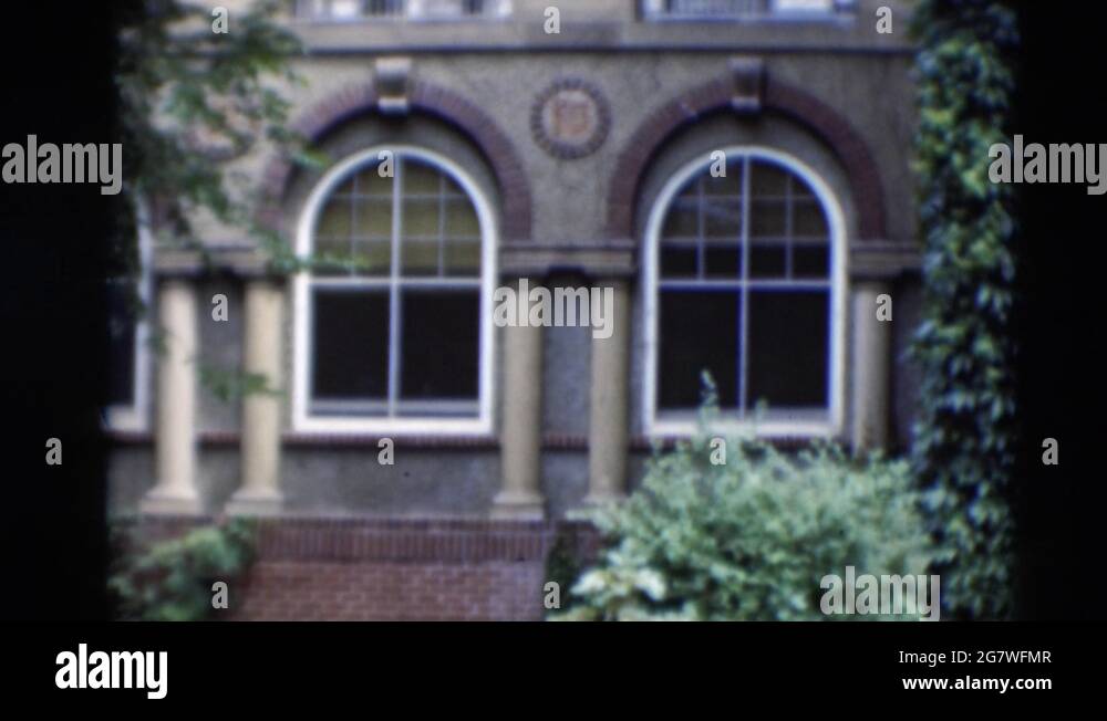 Middle window Stock Videos & Footage - HD and 4K Video Clips - Alamy