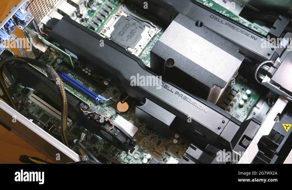 Capacitor in parallel Stock Videos & Footage - HD and 4K Video Clips ...