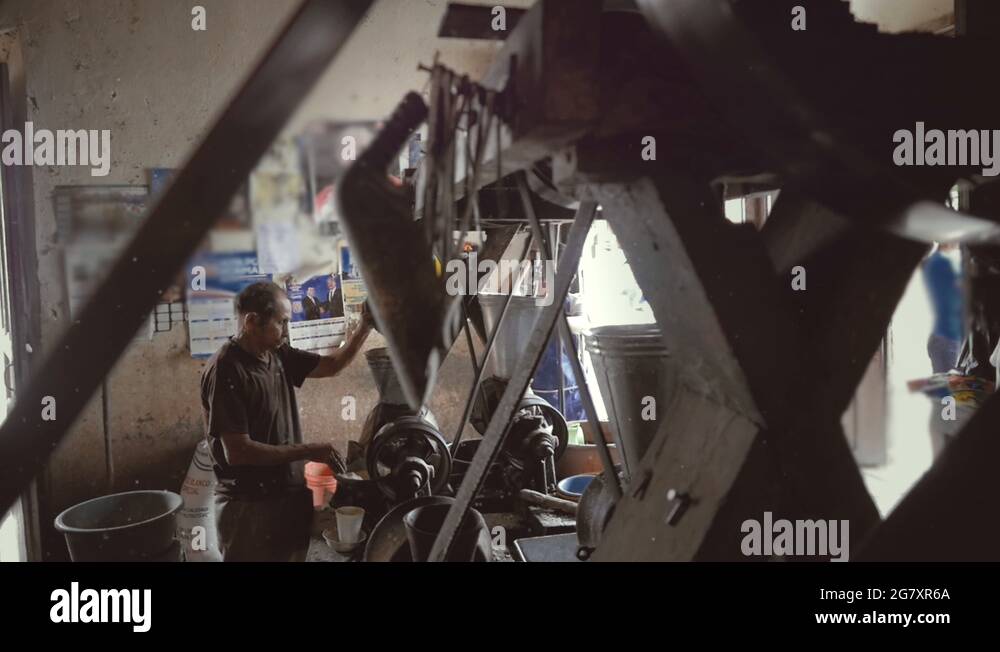 Maize milling Stock Videos & Footage - HD and 4K Video Clips - Alamy