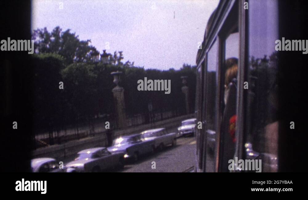 Bus tree Stock Videos & Footage - HD and 4K Video Clips - Alamy