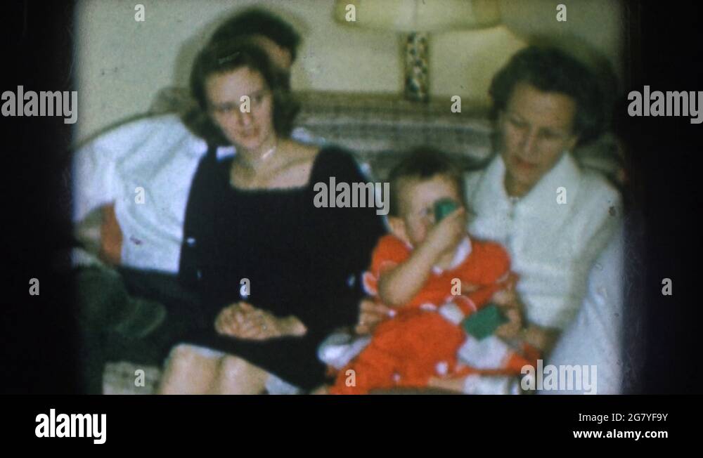 Family 5 people Stock Videos & Footage - HD and 4K Video Clips - Alamy