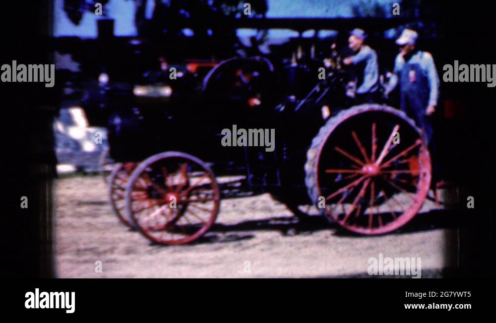 Steam wheel tractor Stock Videos & Footage - HD and 4K Video Clips - Alamy