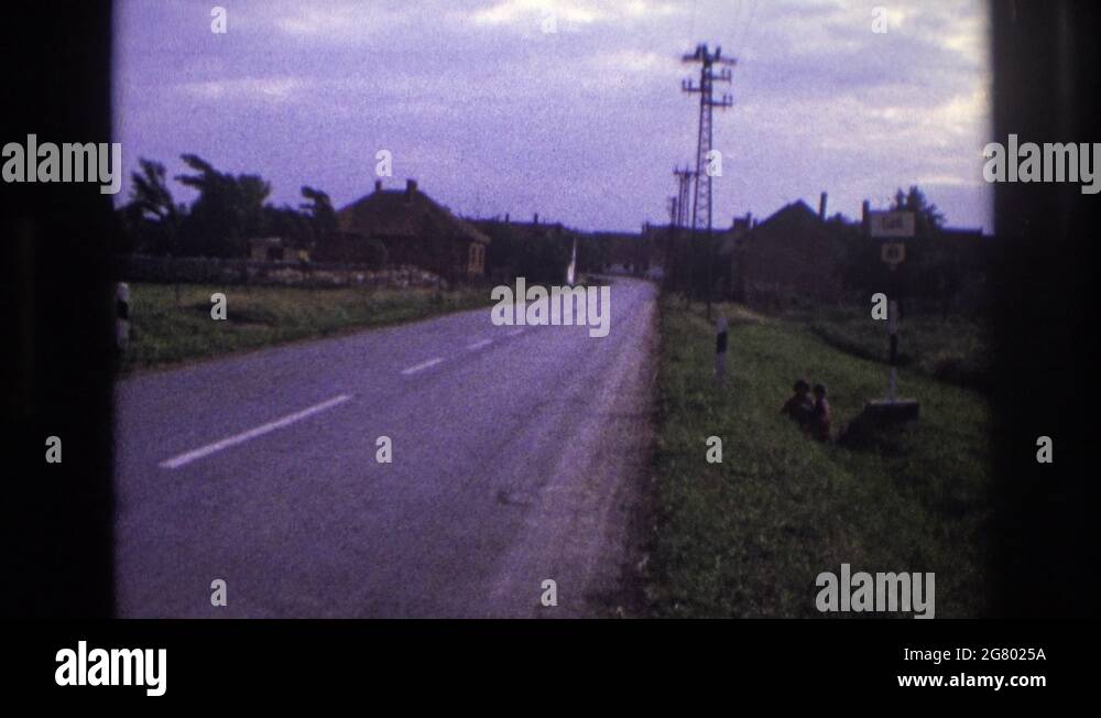 Bad street lighting Stock Videos & Footage - HD and 4K Video Clips - Alamy