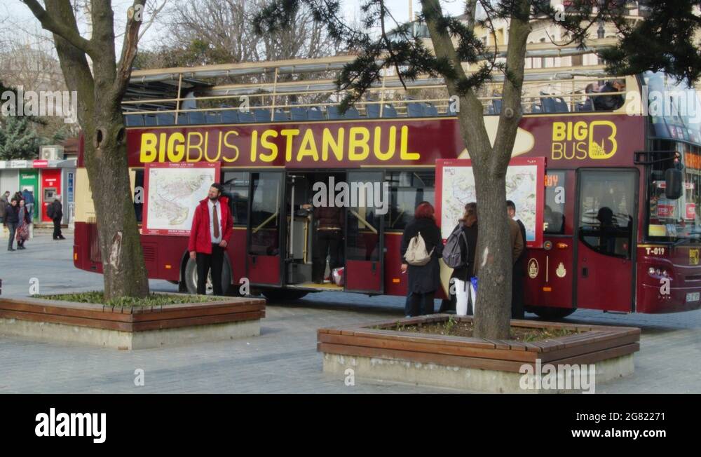 Bus in istanbul Stock Videos & Footage - HD and 4K Video Clips - Alamy