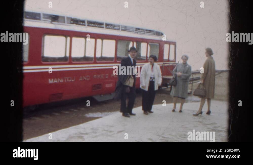 Big three bus Stock Videos & Footage - HD and 4K Video Clips - Alamy