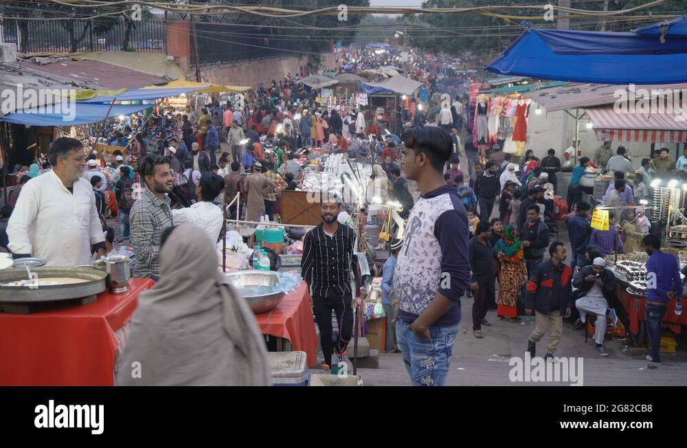2nd hand goods Stock Videos & Footage - HD and 4K Video Clips - Alamy