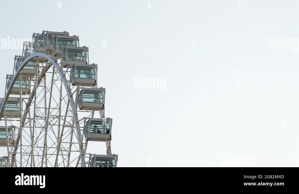 Gyrating wheel Stock Videos & Footage - HD and 4K Video Clips - Alamy