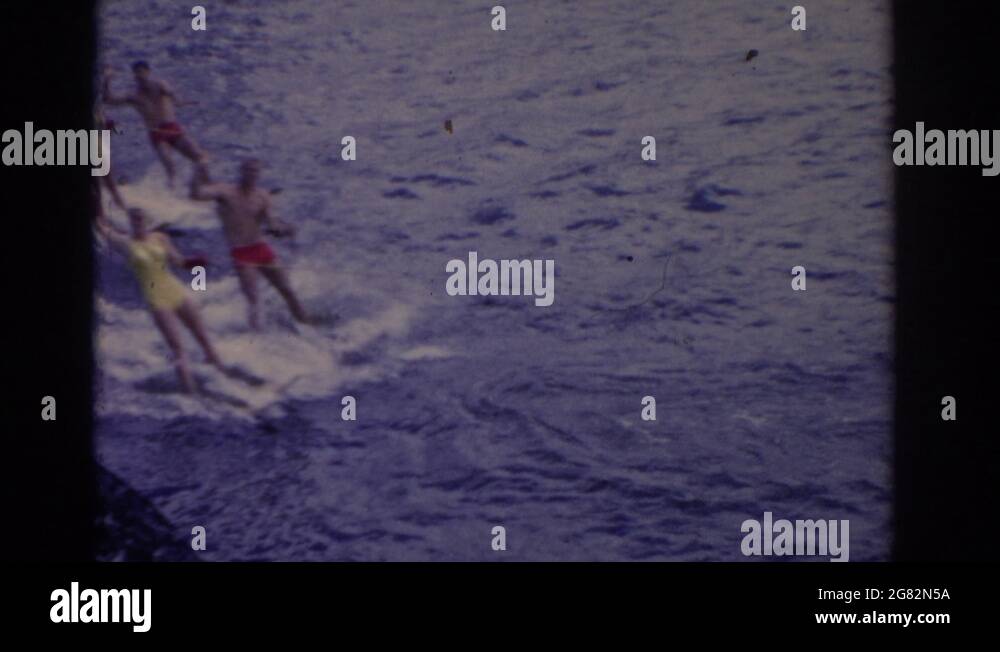 Couples skiing Stock Videos & Footage - HD and 4K Video Clips - Alamy