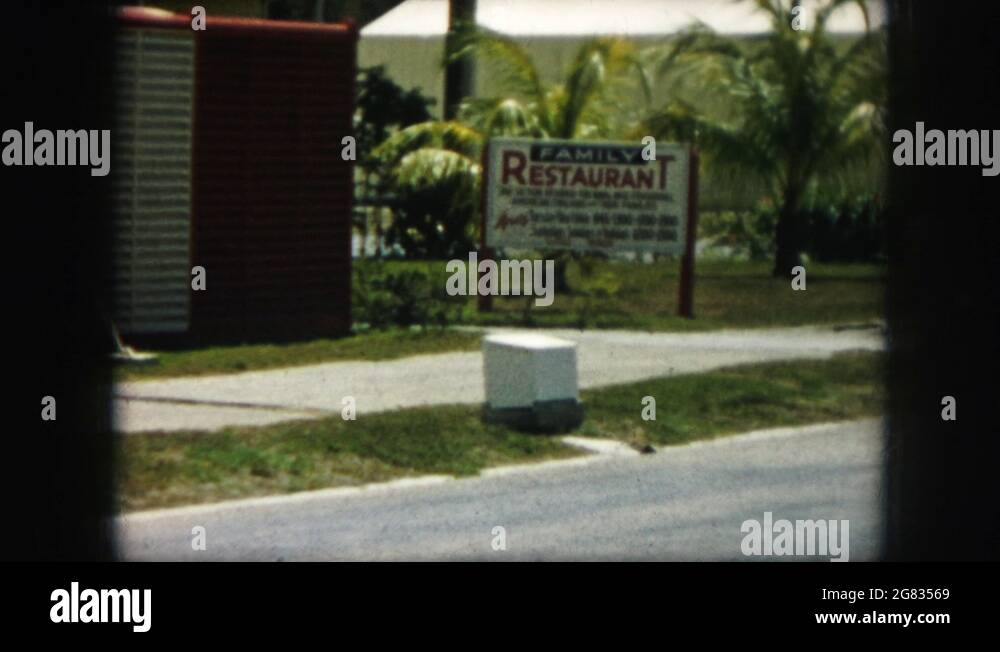 KANSAS CITY MISSOURI-1959: Cars Driving Past Restaurant Sign In Old ...