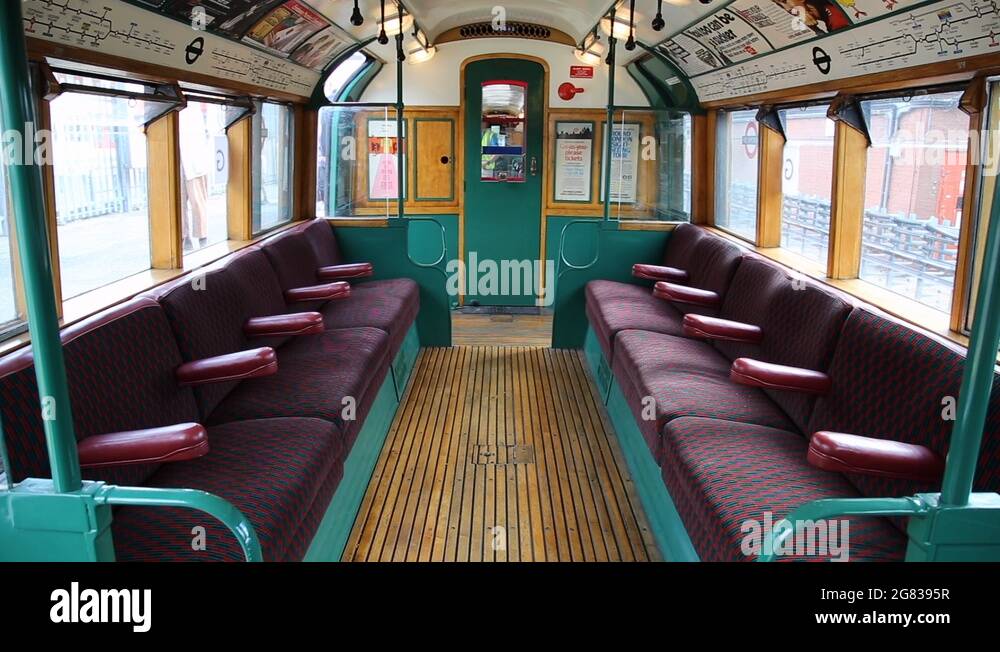 London underground interior carriage Stock Videos & Footage - HD and 4K ...