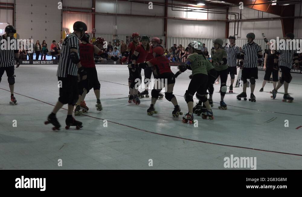 Roller skating rink Stock Videos & Footage - HD and 4K Video Clips - Alamy