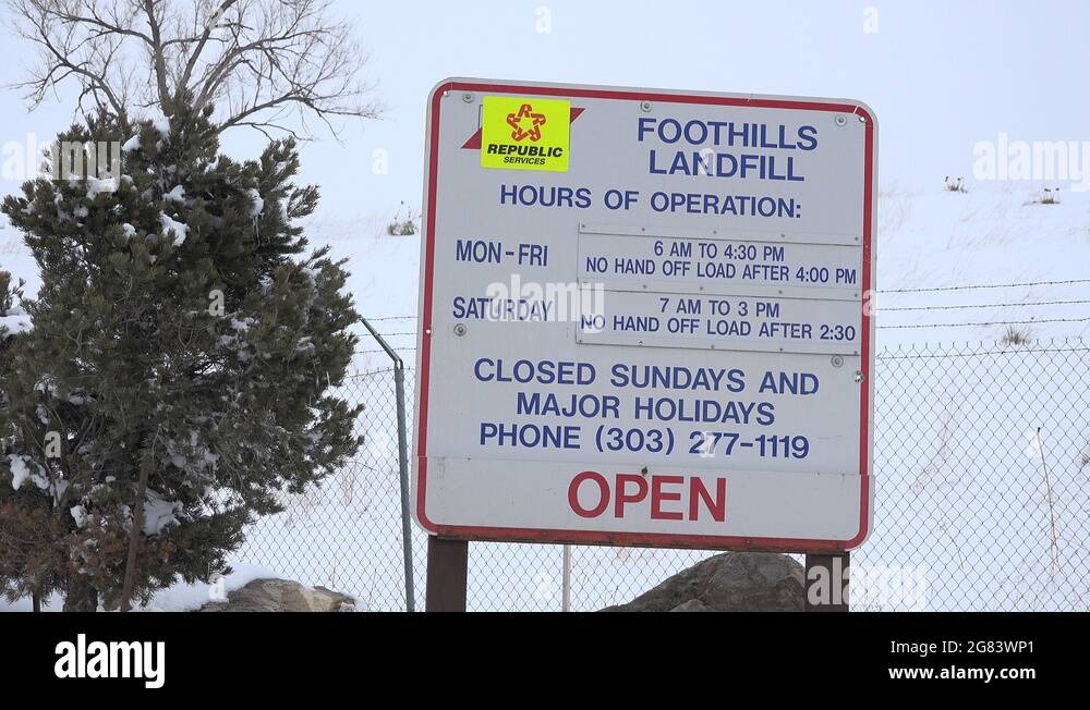 Opening and closing hours Stock Videos & Footage - HD and 4K Video ...